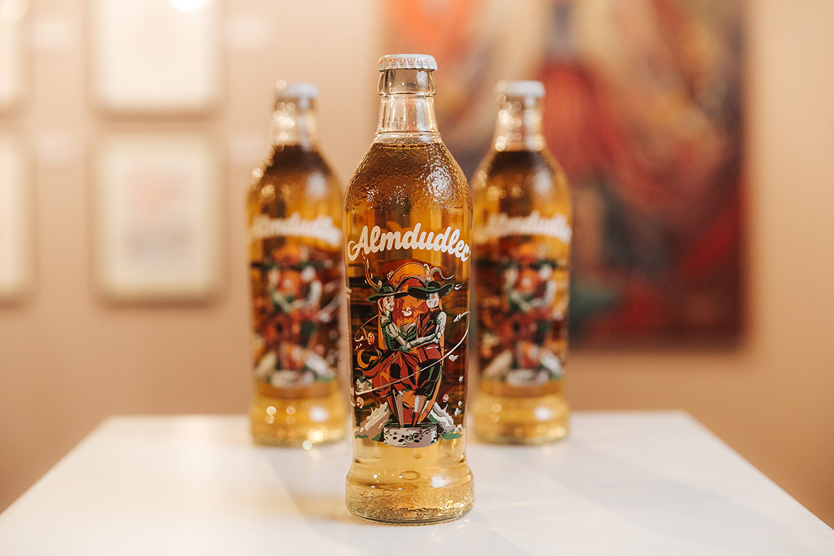 Almdudler: Kunst trifft Geschmack | Gastronomie Report